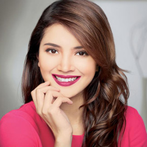 Beauty News: AVON Ultra Color Absolute Lipstick, Dream Worthy Lips ...